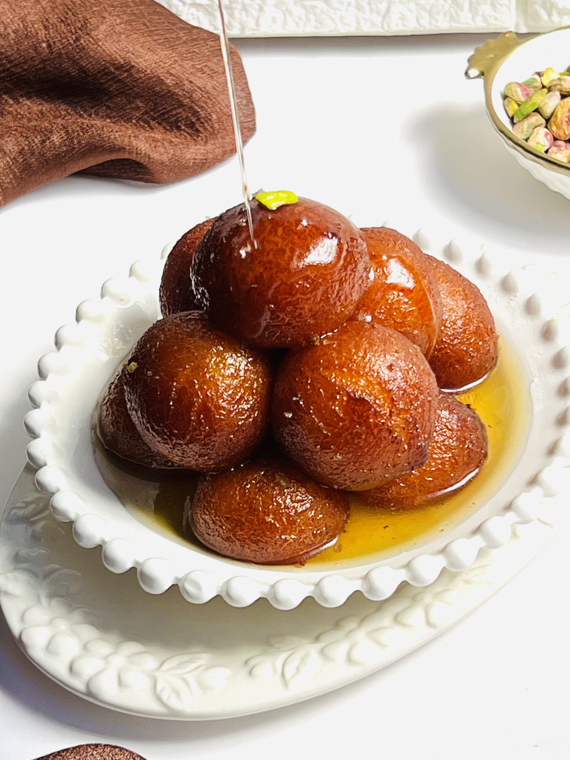 Easy Gulab Jamun With Khoya