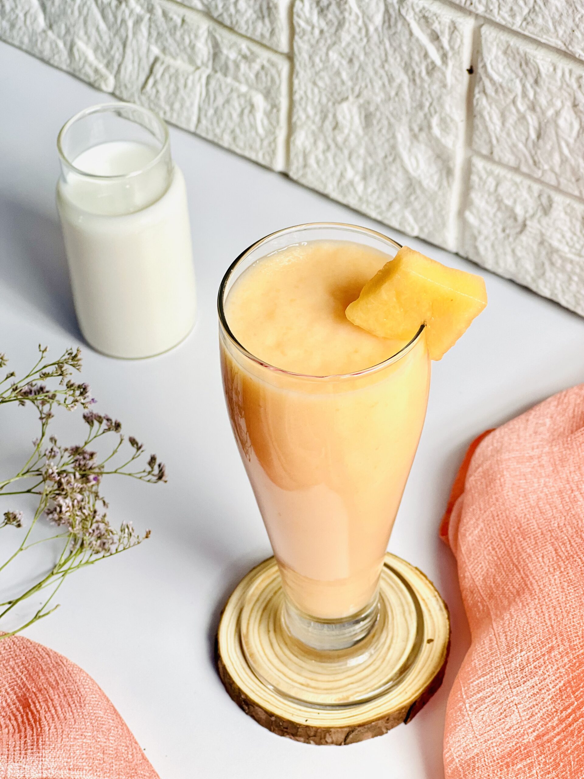 Quick Muskmelon Milkshake