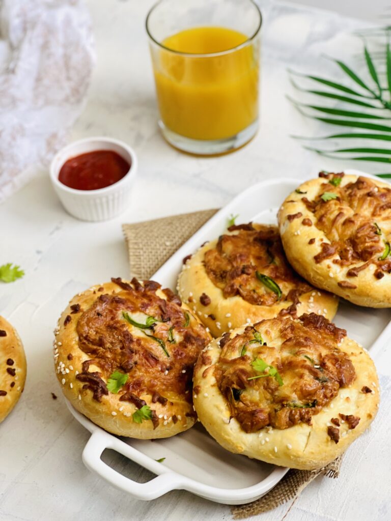 Stuffed chicken Cheese Buns